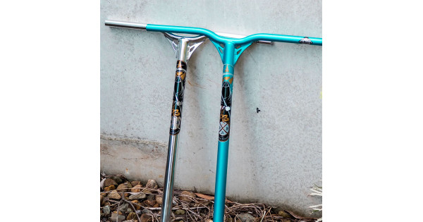 Blunt Reaper V2 bar 600x580mm blue scooter bar