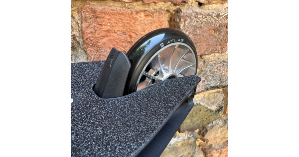 Ethic Pandemonium V2 complete 500 black/raw stunt scooter